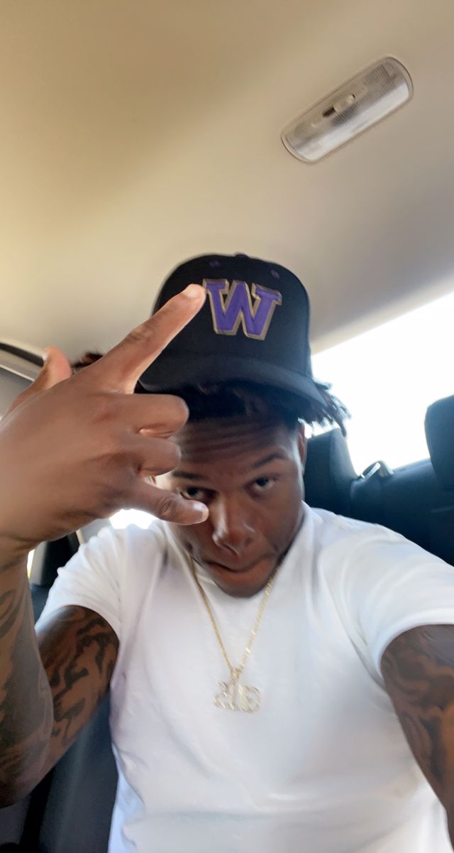 Giles Jackson, Wide Receiver, Washington Huskies - NIL Profile - Opendorse