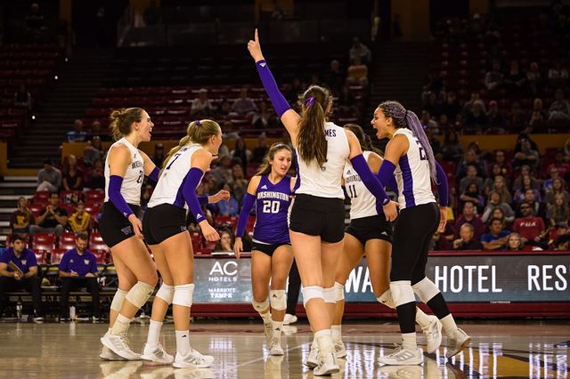 Audra Wilmes, Opposite hitter, Outside hitter, Washington Huskies - NIL ...