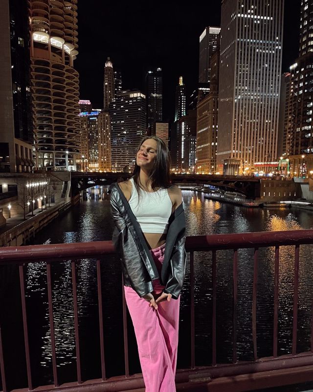 Morgan Isenberg, Middle Blocker, Missouri Tigers - NIL Profile - Opendorse