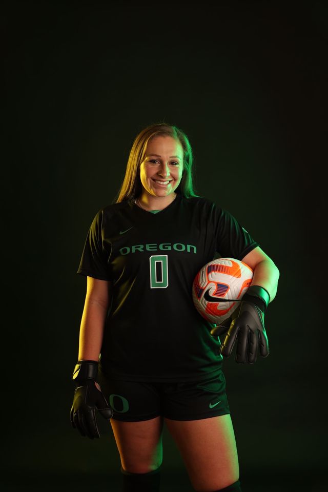 Maddy Goldberg, Goalkeeper, Oregon Ducks - NIL Profile - Opendorse