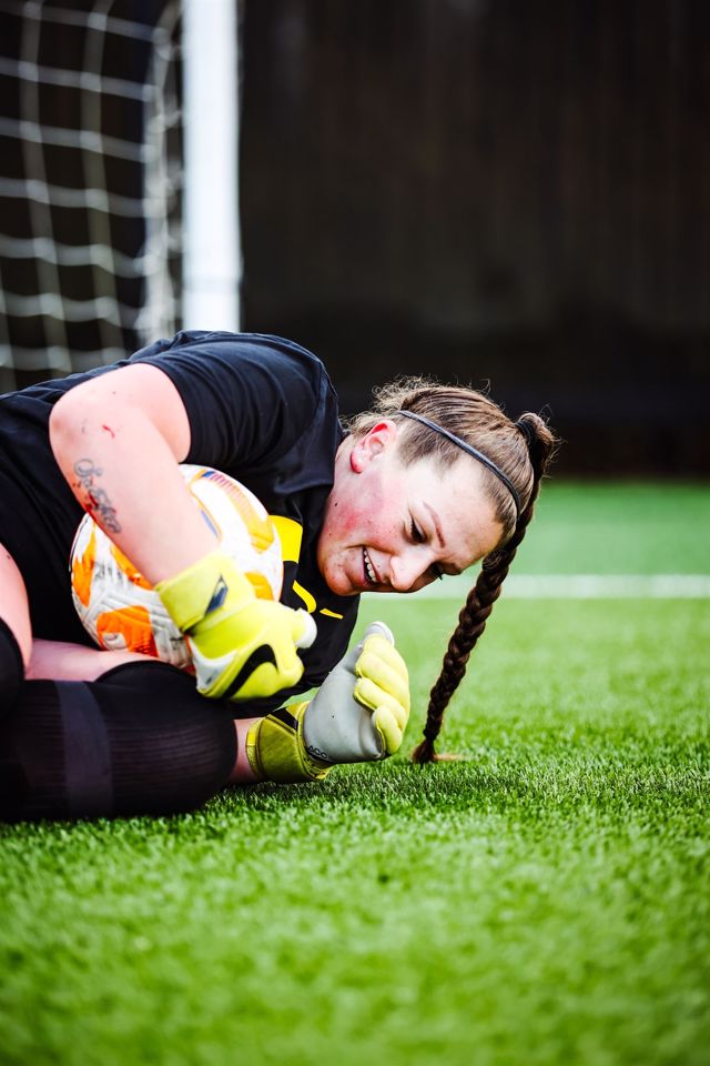 Maddy Goldberg, Goalkeeper, Oregon Ducks - NIL Profile - Opendorse