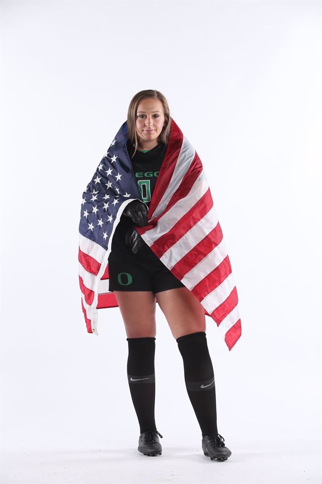 Maddy Goldberg, Goalkeeper, Oregon Ducks - NIL Profile - Opendorse