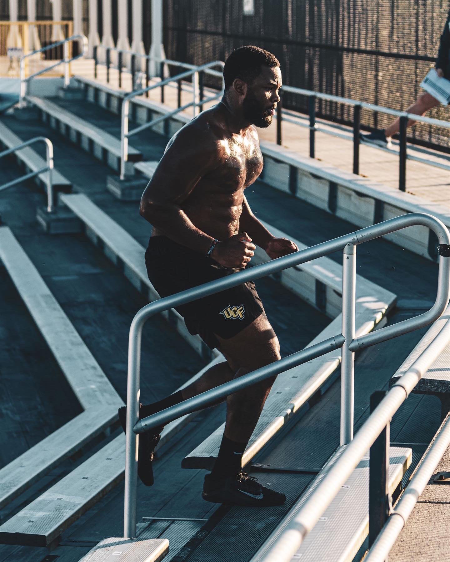 Tylan Grable, Left Tackle - NIL Profile - Opendorse