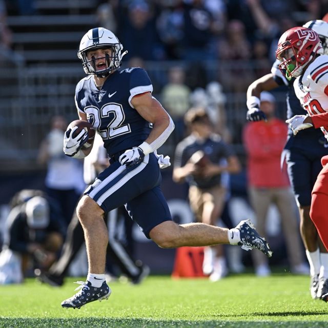 Victor Rosa, Running back, UConn Huskies - NIL Profile - Opendorse