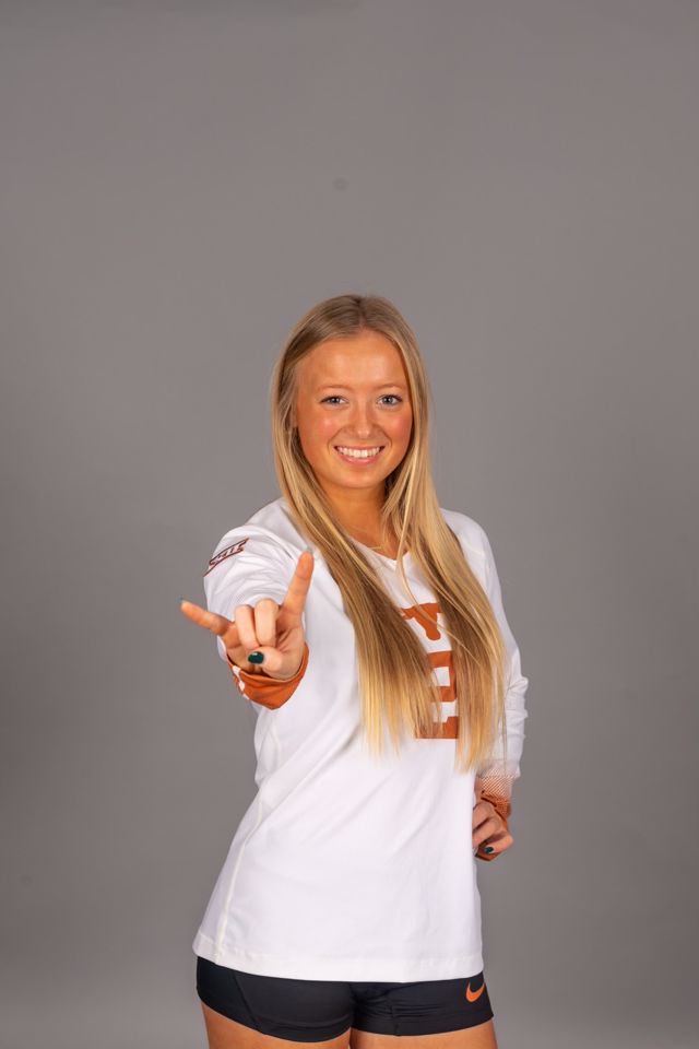 Emma Halter, Defensive specialist, Libero, Texas Longhorns - NIL ...