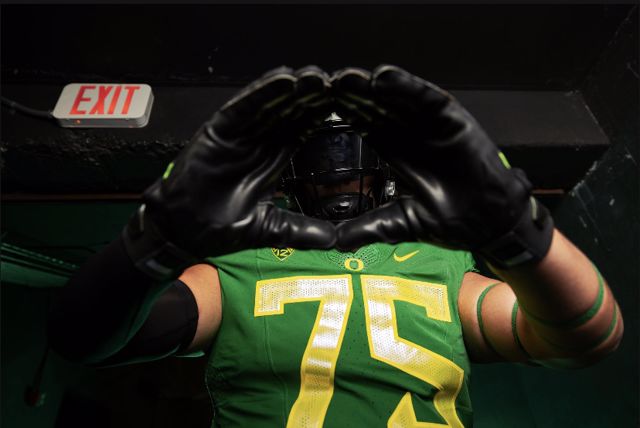 Kawika Rogers, Offensive Line, Oregon Ducks - NIL Profile - Opendorse