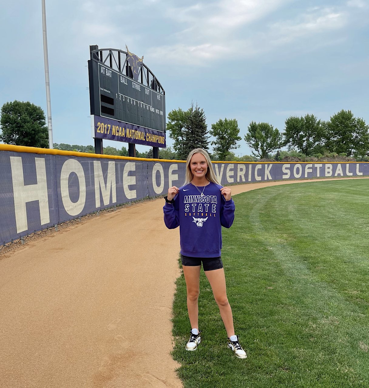 Malani Schoper, Utility - NIL Profile - Opendorse