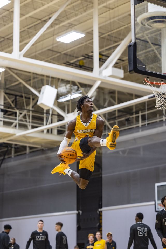 Markeith Browning, Guard, Milwaukee Panthers - NIL Profile - Opendorse