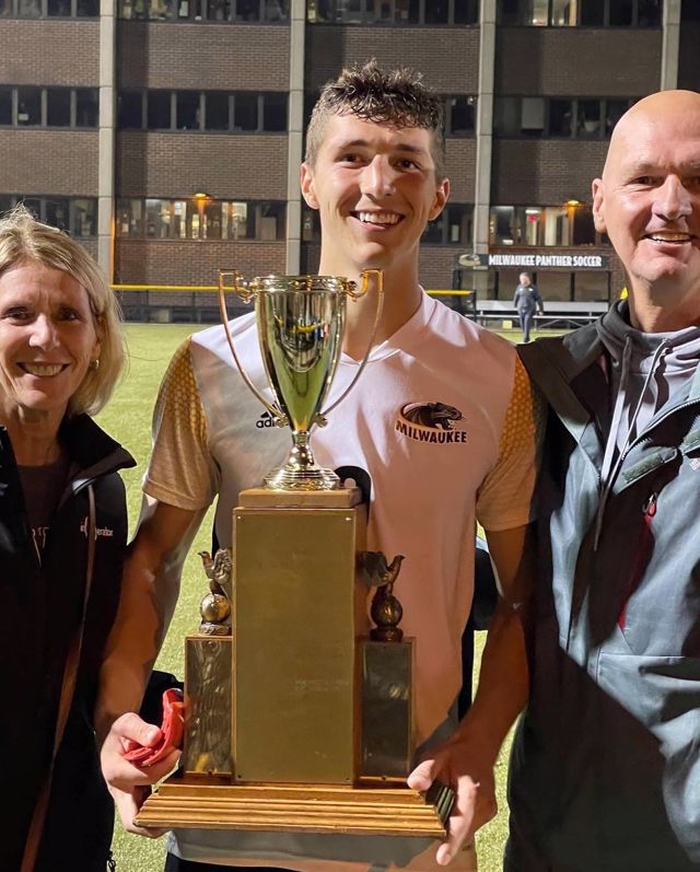 Logan Farrington, Attacker, Forward, Milwaukee Panthers, Horizon League ...