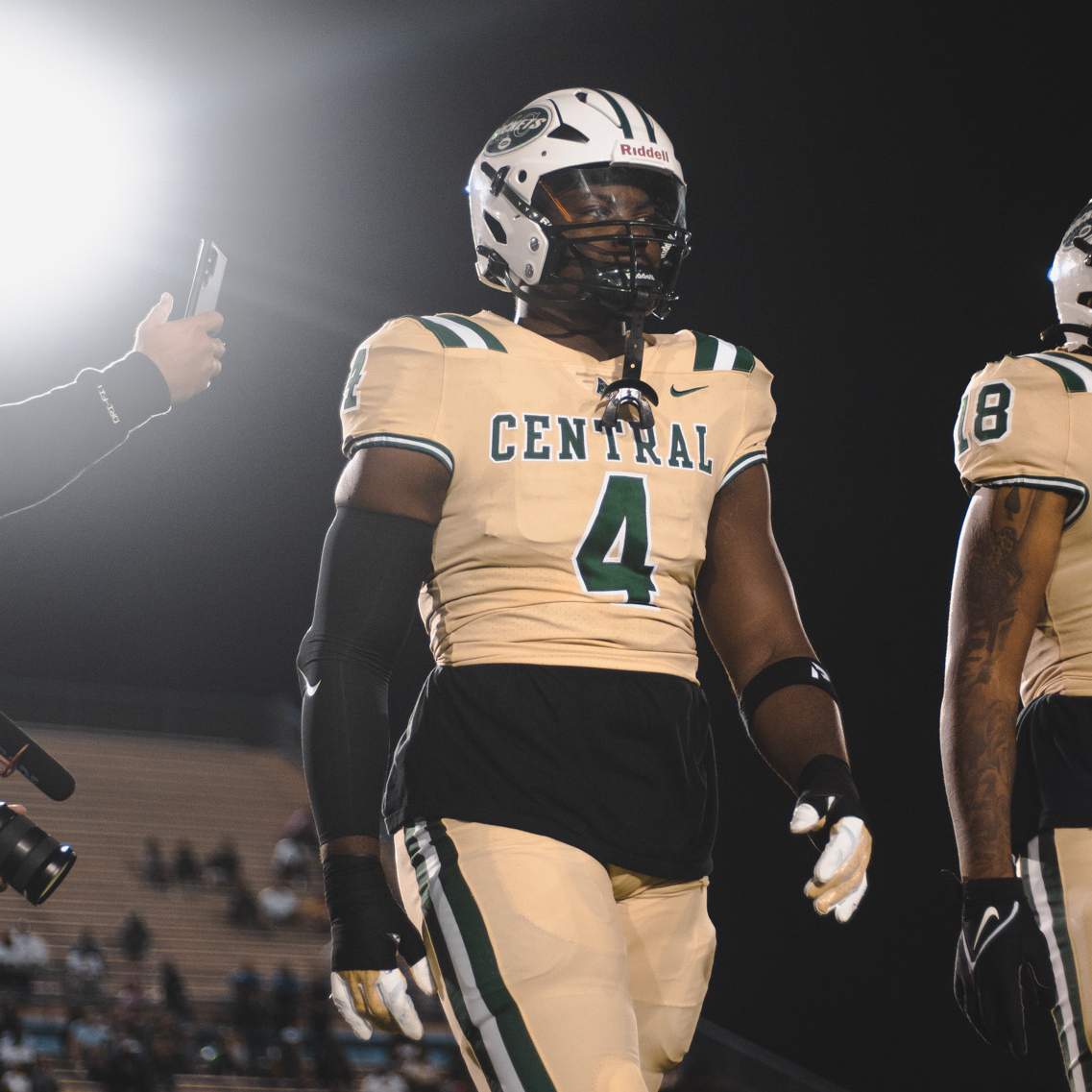 Rueben Bain, Defensive End, Miami Hurricanes (Florida) - NIL Profile ...