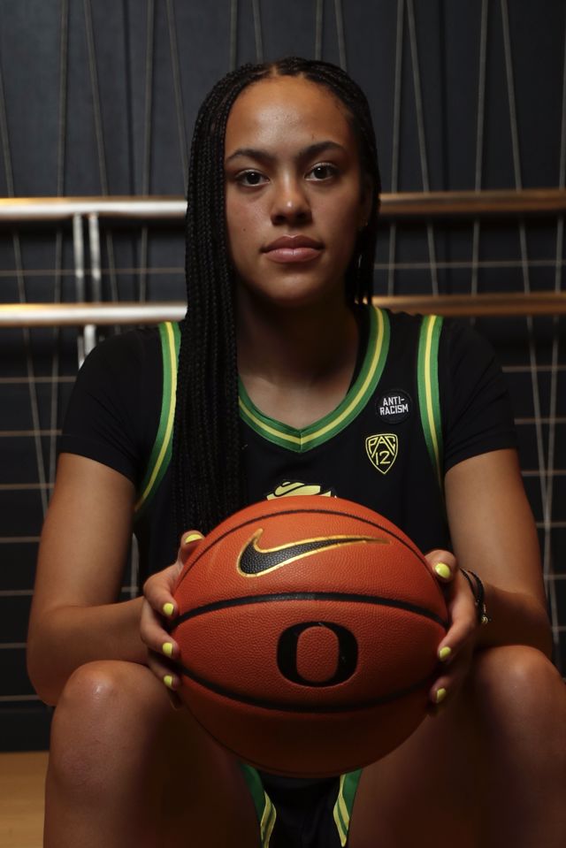Sofia Bell, Guard, Oregon Ducks - NIL Profile - Opendorse