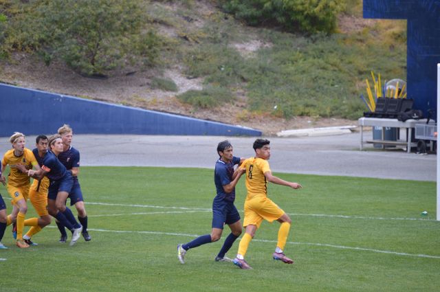 Christopher Villa, Defender, Cal State Fullerton Titans - NIL Profile ...