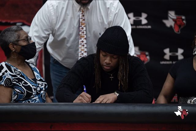 DeMonte Carter, Defensive End, Hardin–Simmons University Cowboys - NIL ...