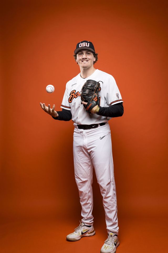 Bridger Holmes, Right Handed Pitcher, Oregon State Beavers - NIL ...