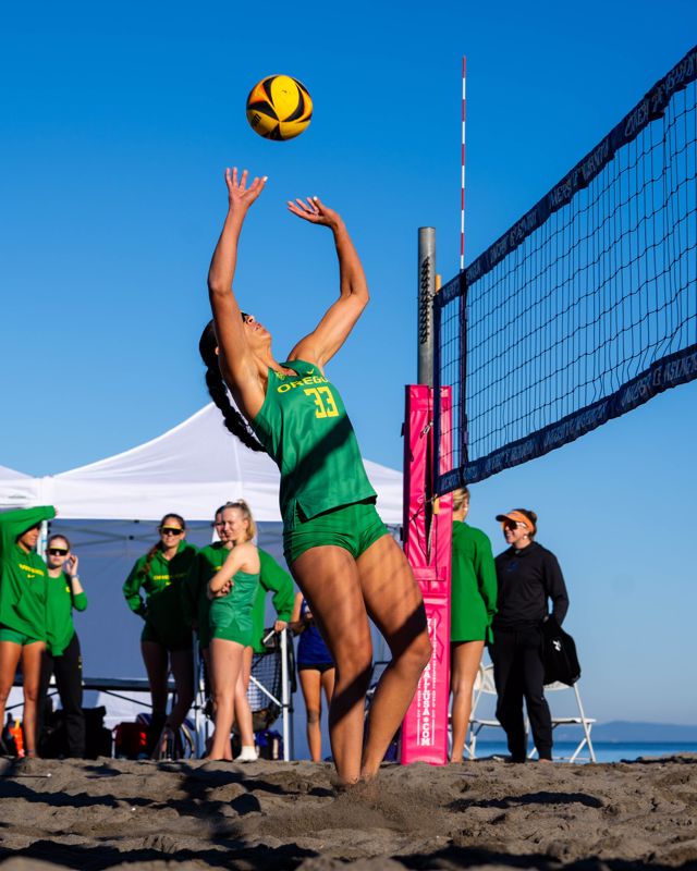Alina Valenti, Defender, Oregon Ducks - NIL Profile - Opendorse