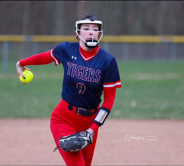 Kate Hrinda, Right Handed Pitcher, Starting Pitcher, Relief Pitcher ...