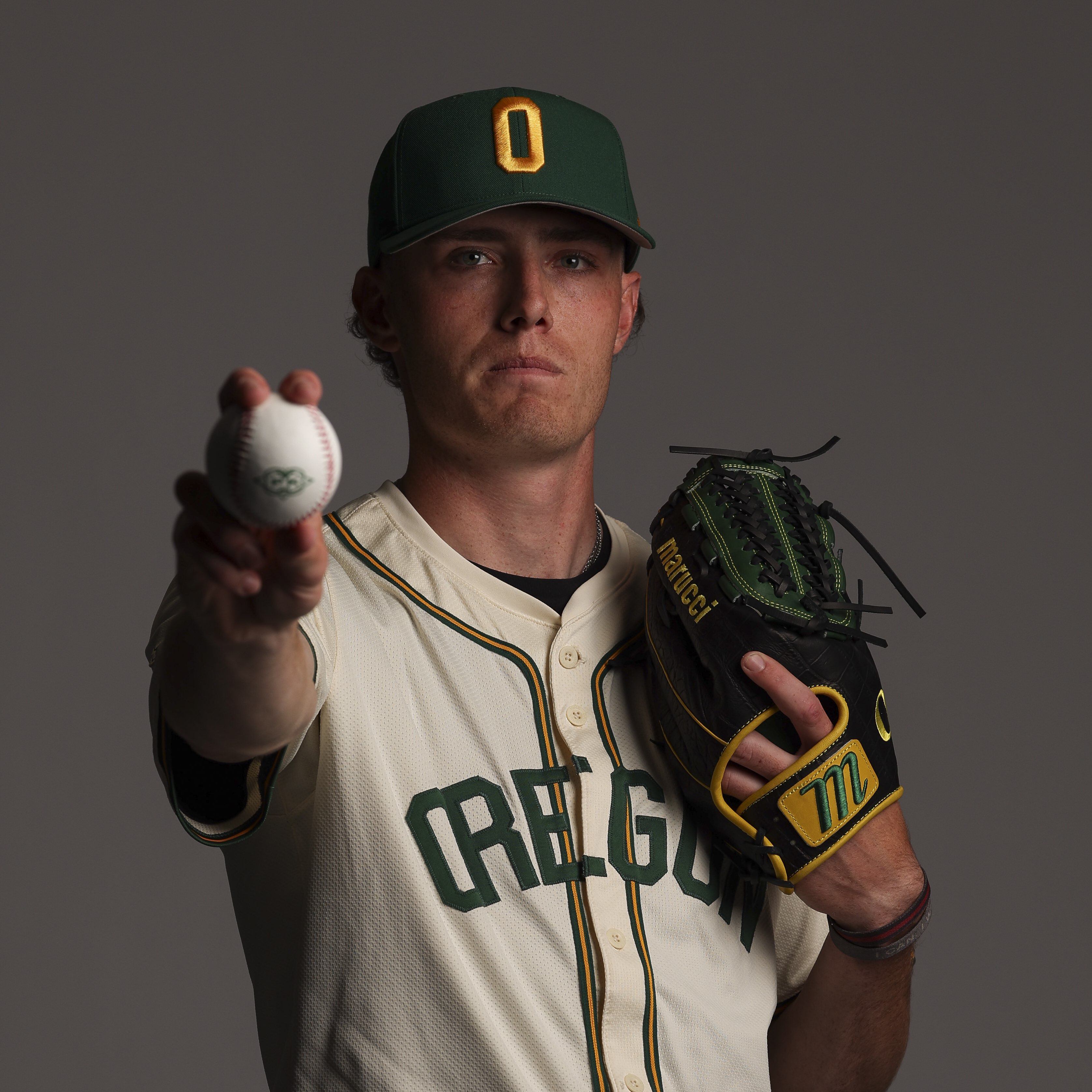 Devin Bell, Right Handed Pitcher, Oregon Ducks - NIL Profile - Opendorse