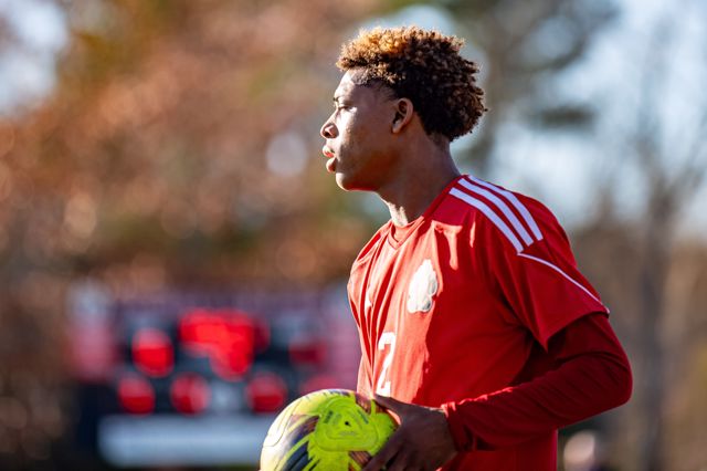 Tre Burgess, Right back, Thomas College - NIL Profile - Opendorse